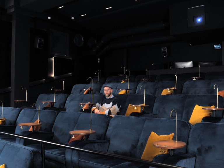 Kino Konepaja – Referenssiluokan elokuvateatteri Ideafix Oy:n ja ...